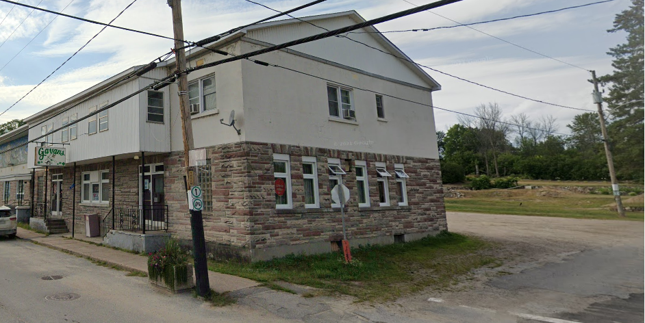 Stationnements/Parking – Club Quad du Pontiac